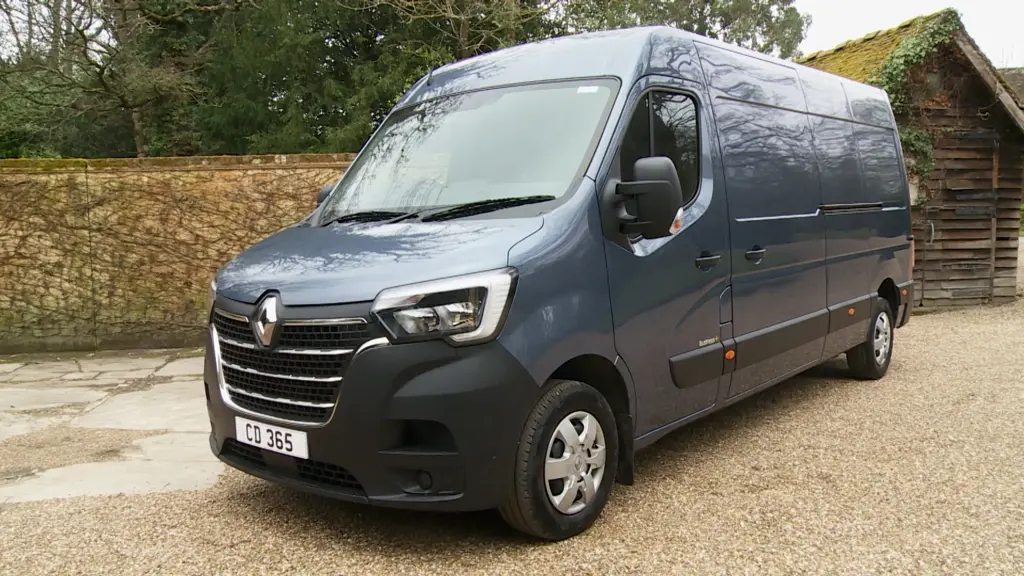 Renault Master Panel Van MWB Diesel FWD MM35 Blue DCI 135 Advance ...